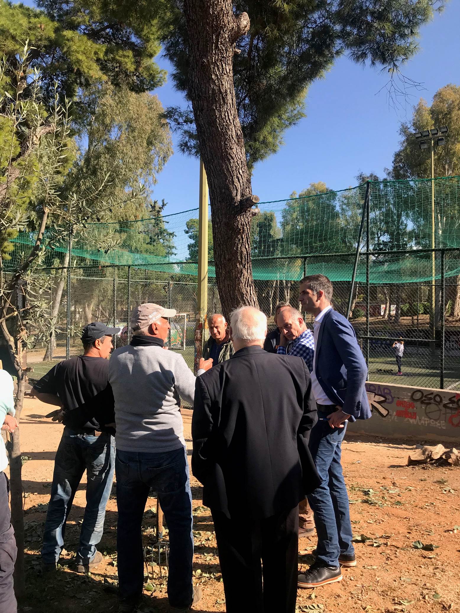 Σε Θησείο, Άγιο Παύλο και Άνω Πετράλωνα ο Κώστας Μπακογιάννης | Insider